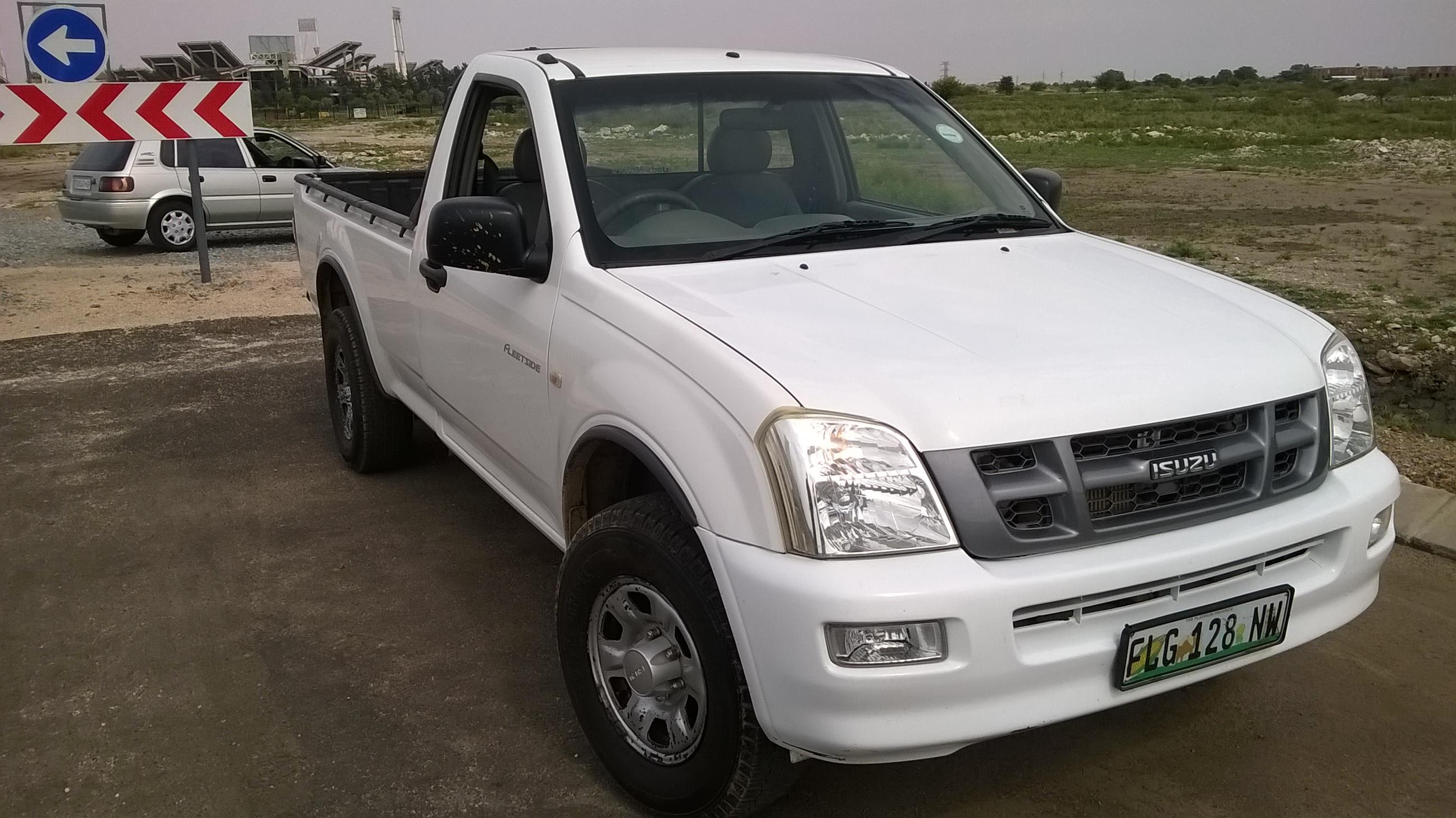 All Bank Repossessed and Used ISUZU KB300